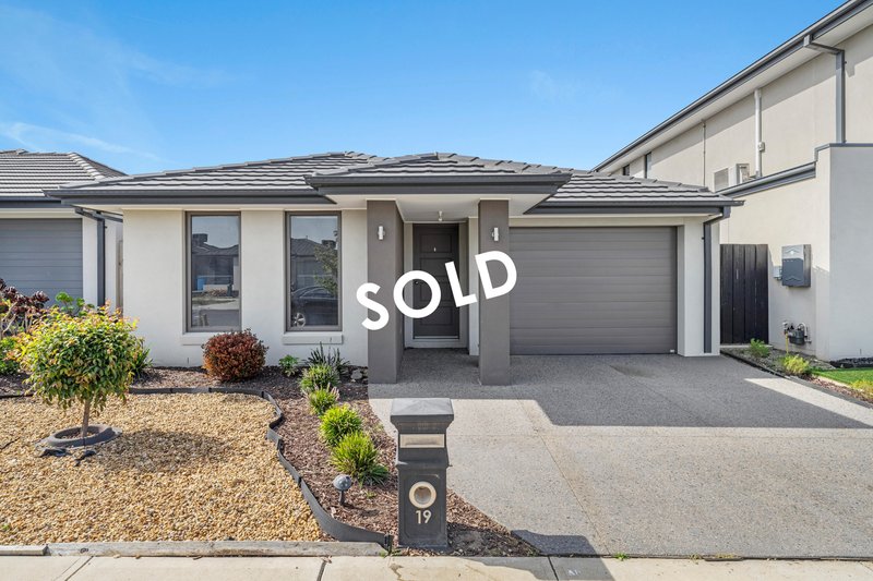 19 Flanker Way, Clyde VIC 3978 | Real Estate Industry Partners