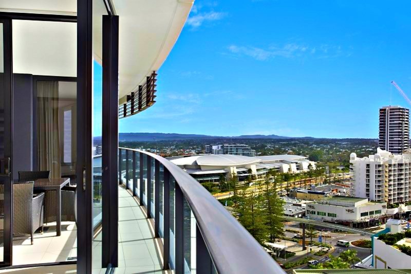 21304 'The Oracle' 4 Charles Avenue, Broadbeach QLD 4218 | Real Estate ...